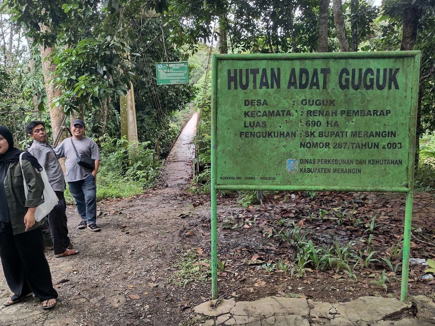 Guguk village in Indonesia protect their customary forest | IUCN NL